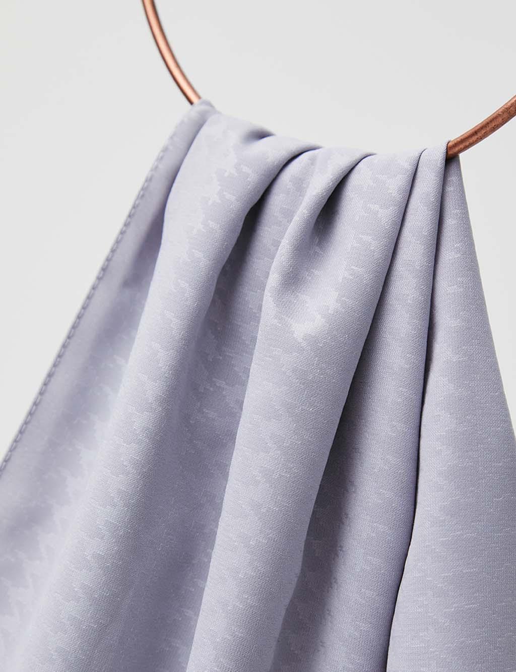 Houndstooth Patterned Shawl Light Grey