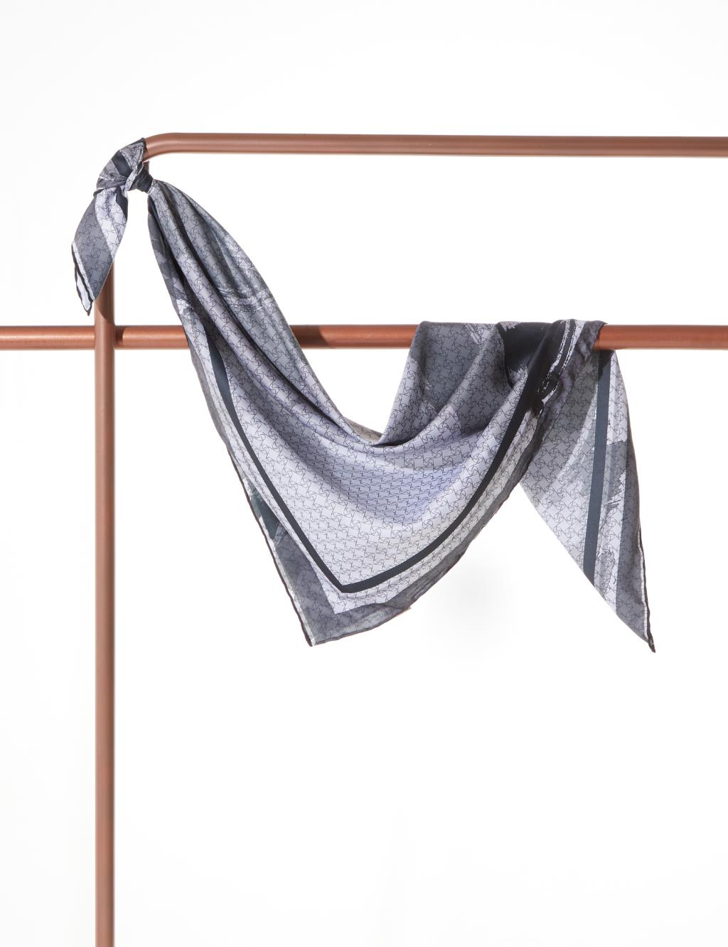 Abstract Pattern Monogram Shawl Anthracite