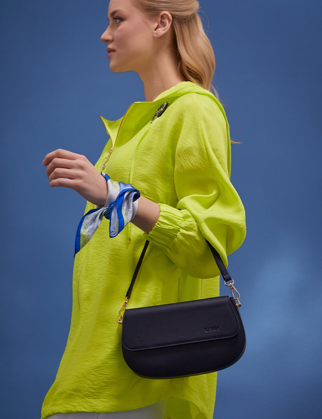 Covered D Form Bag Navy