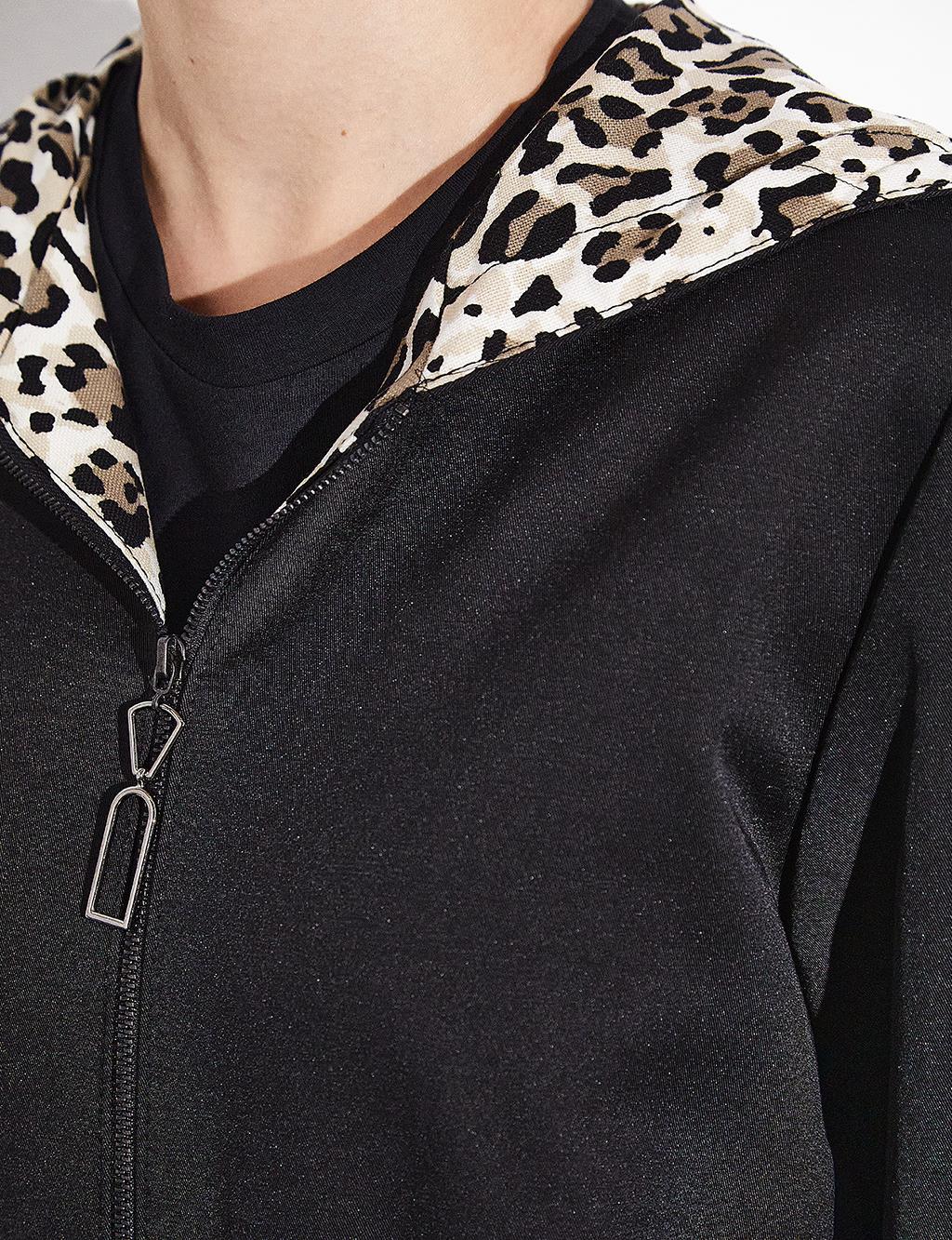 Zippered Hooded Cap Black