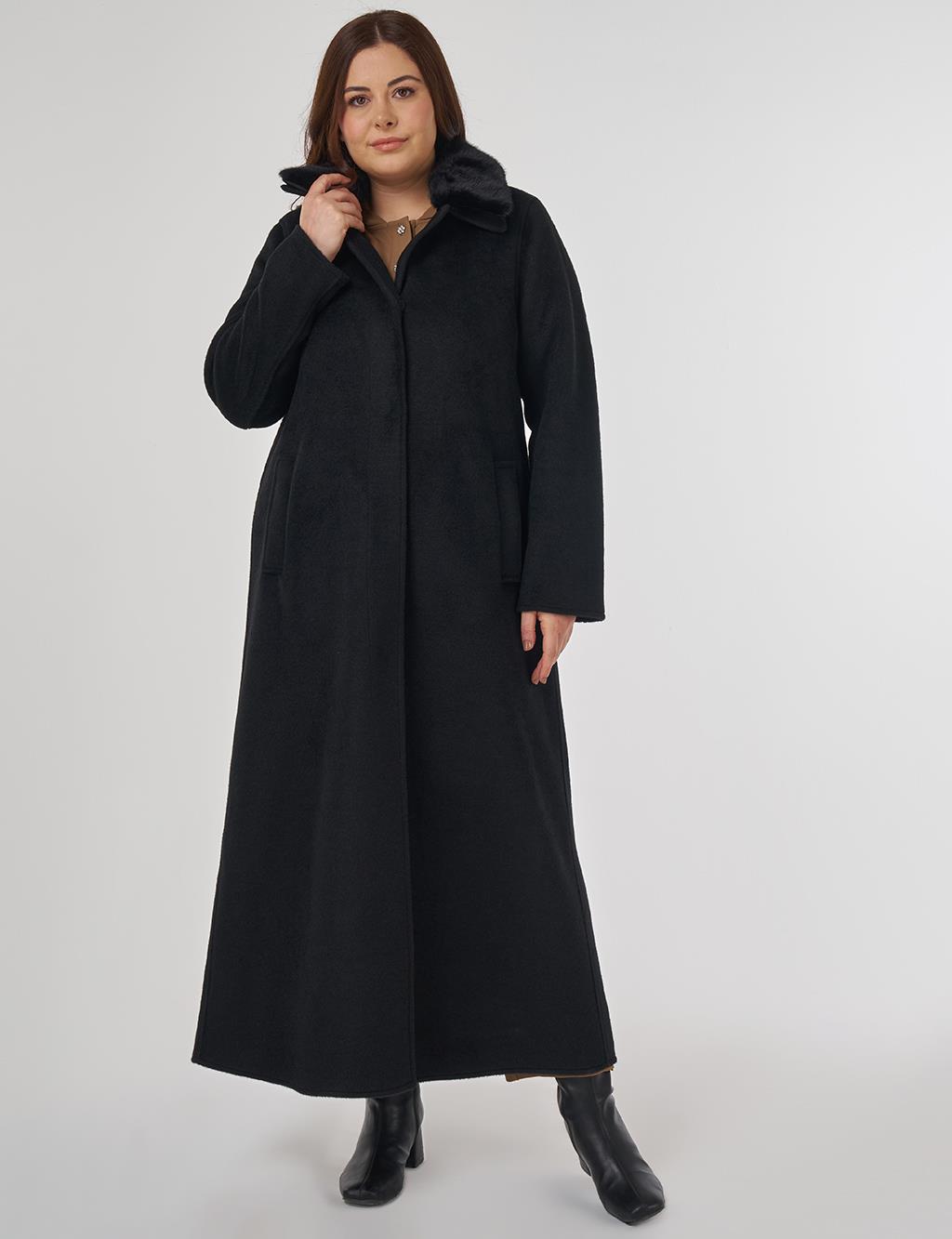 Wool Coat with Fur Collar in Black