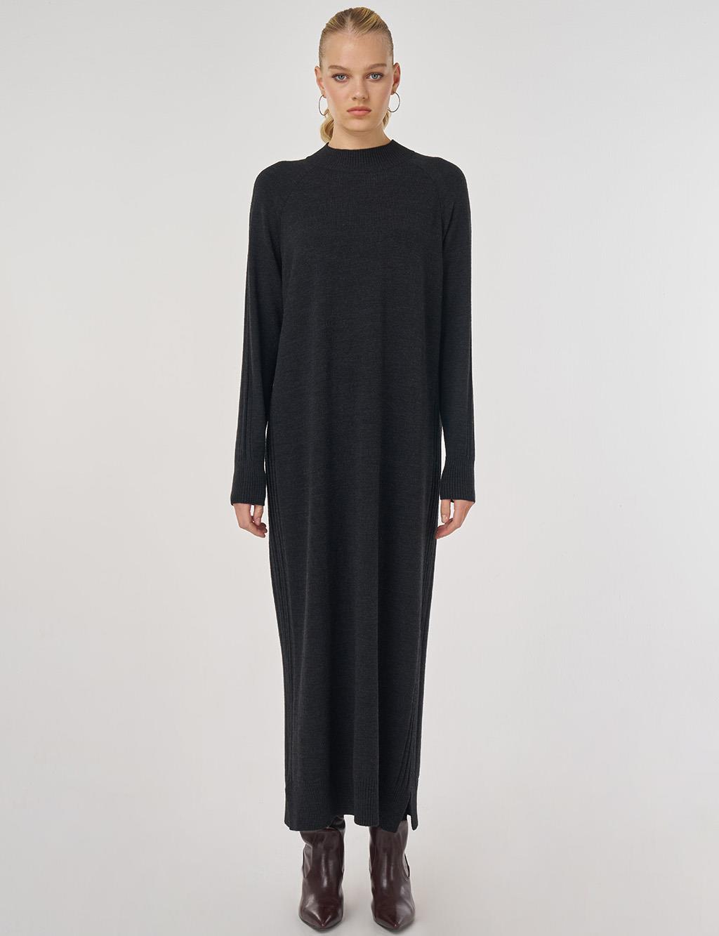 Raglan Sleeve Knit Dress in Black